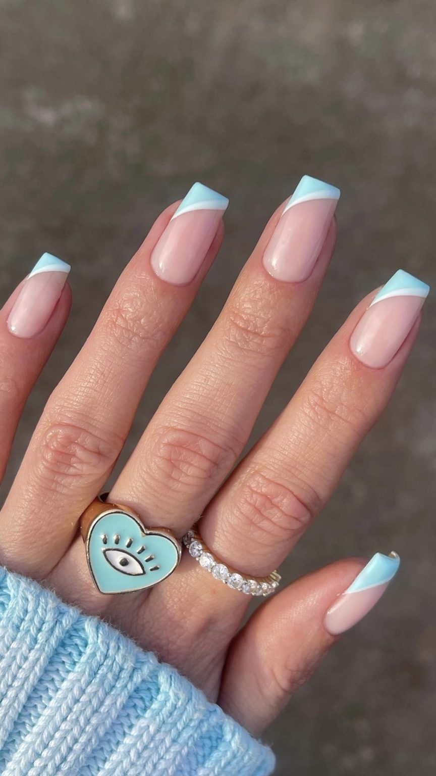 Spring Charm: 26 April Nail Color Ideas