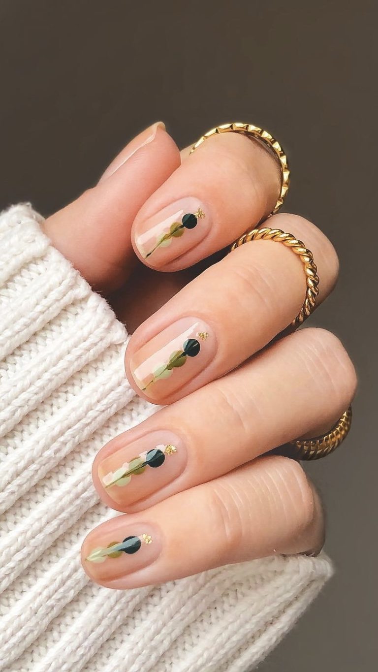 Spring Charm: 26 April Nail Color Ideas