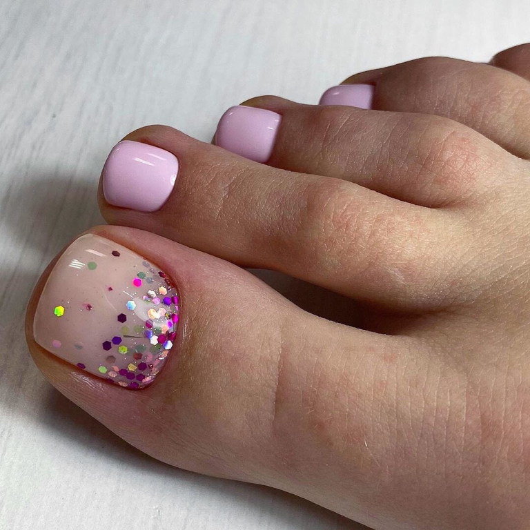 Spring Toe Nails: Seasonal Splendor at Your Feet - divagaze.com