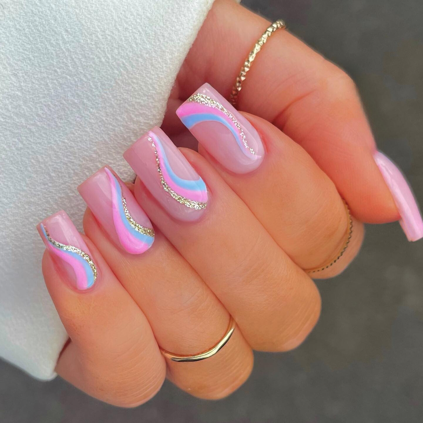 Spring Nail Colors 2024: Blossoming Trends and Timeless Styles ...