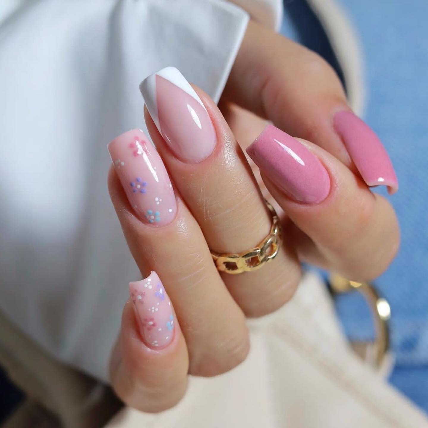 Embracing Elegance: The Chicest Mid-Length Nails - divagaze.com
