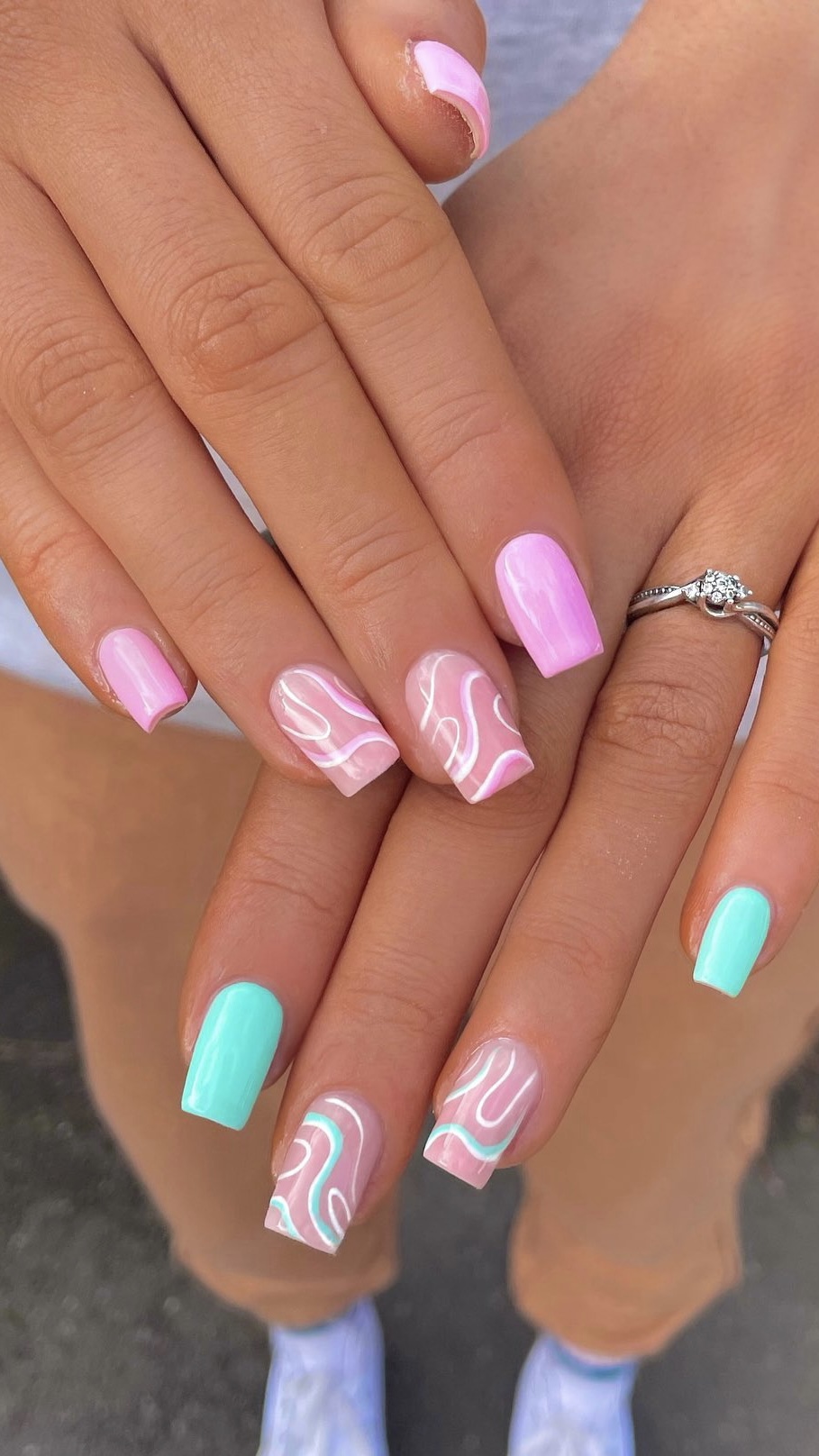 Nail Colors for May 2024: Embracing Spring's Vibrant Palette - divagaze.com