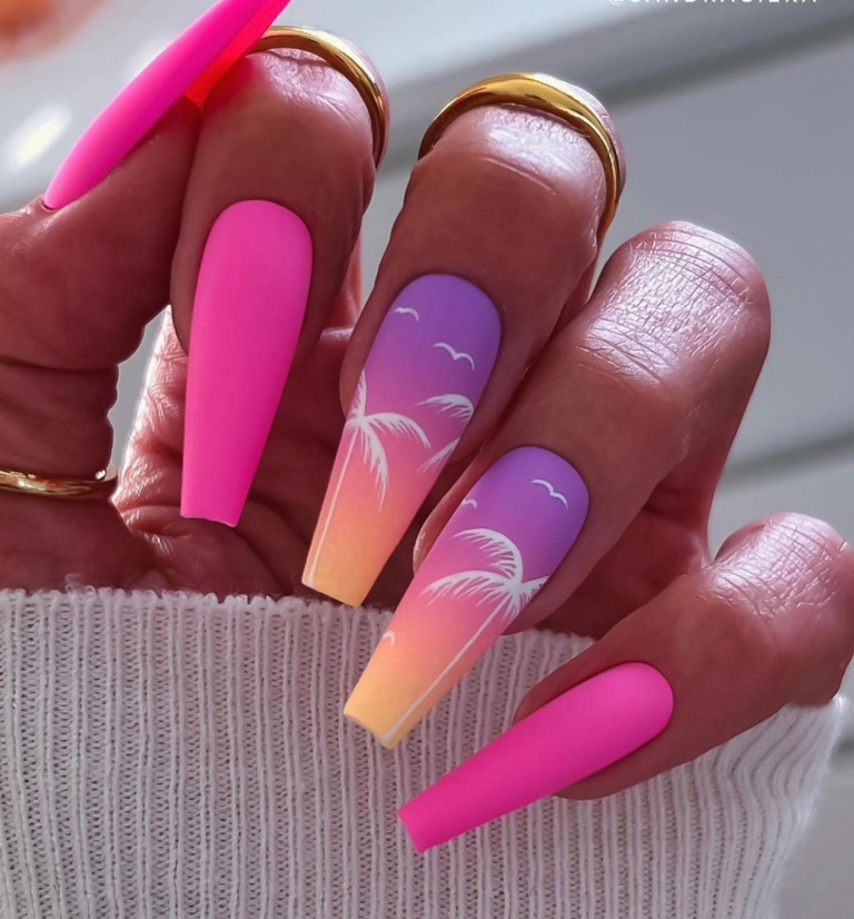 Top 25 Summer Beach Nails 2024: Trendy Designs & Colors - divagaze.com