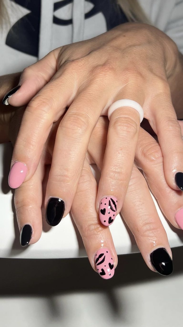 Black Spring Nails: Embracing Edgy Elegance in 2024's Chicest Trend ...