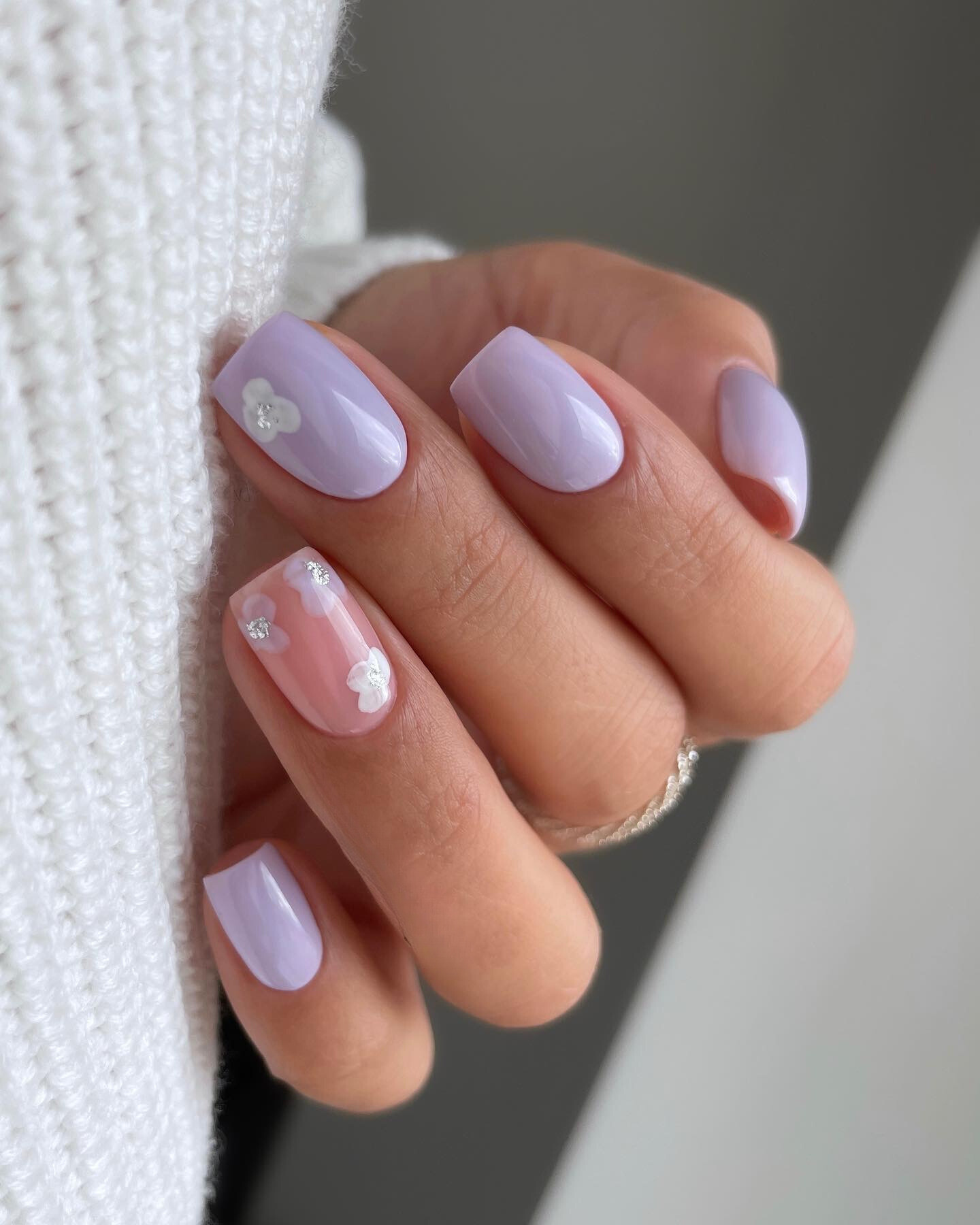 Spring Nails 2024: Short Styles Blossoming with Trendy Designs and ...