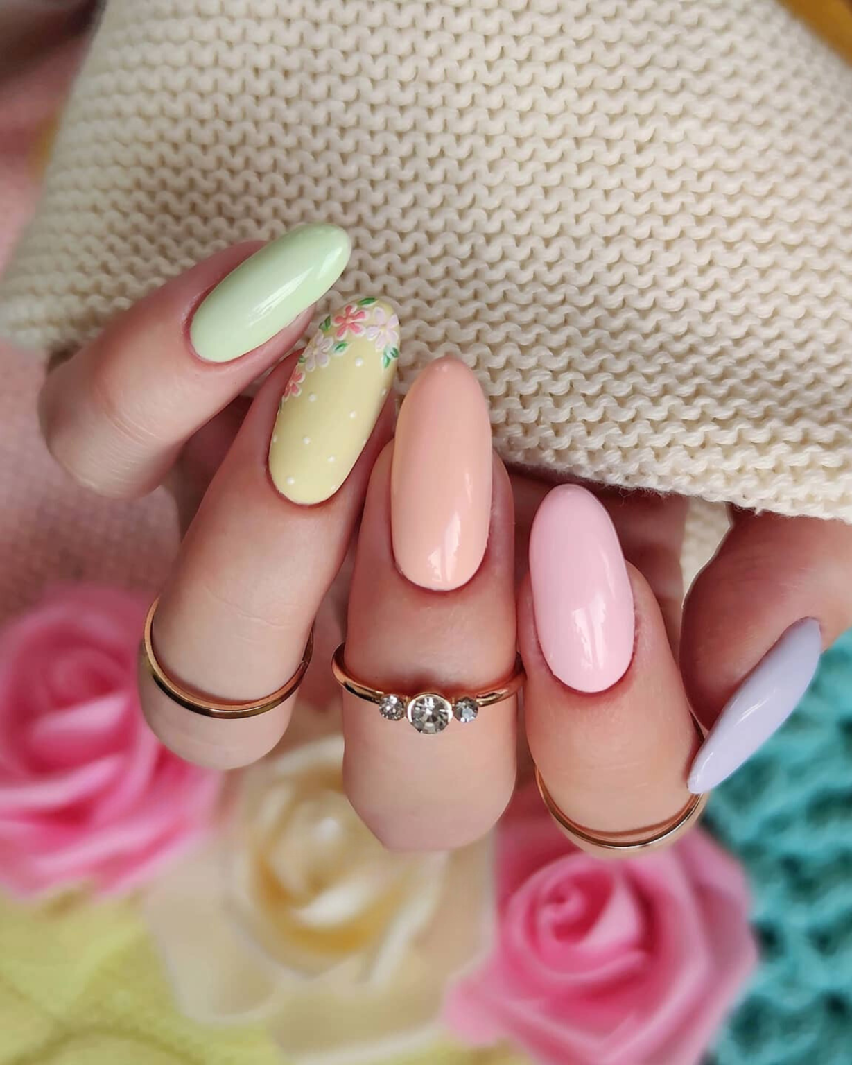 Spring Reimagined: Short Round Spring Nails 2024 – The Ultimate Guide ...