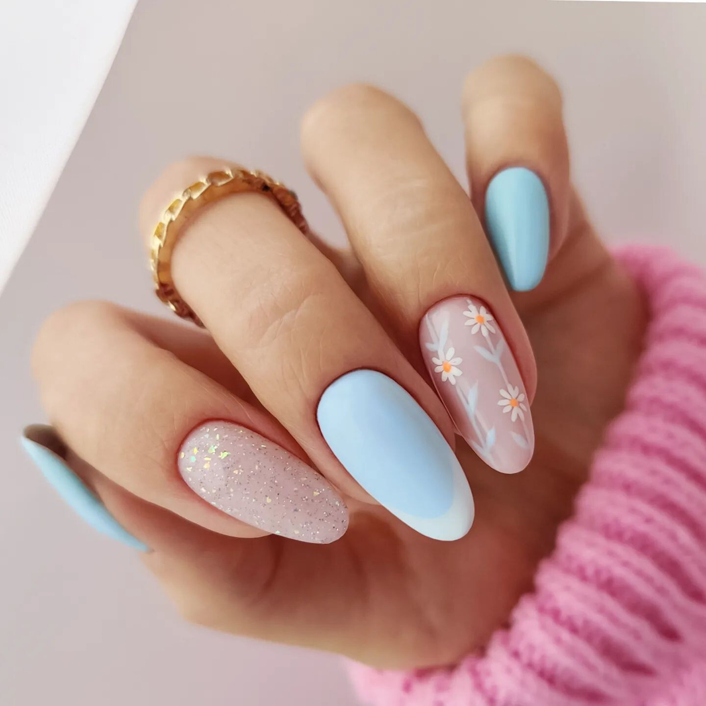 Spring Reimagined: Short Round Spring Nails 2024 – The Ultimate Guide ...