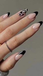 Black Spring Nails: Embracing Edgy Elegance in 2024's Chicest Trend ...