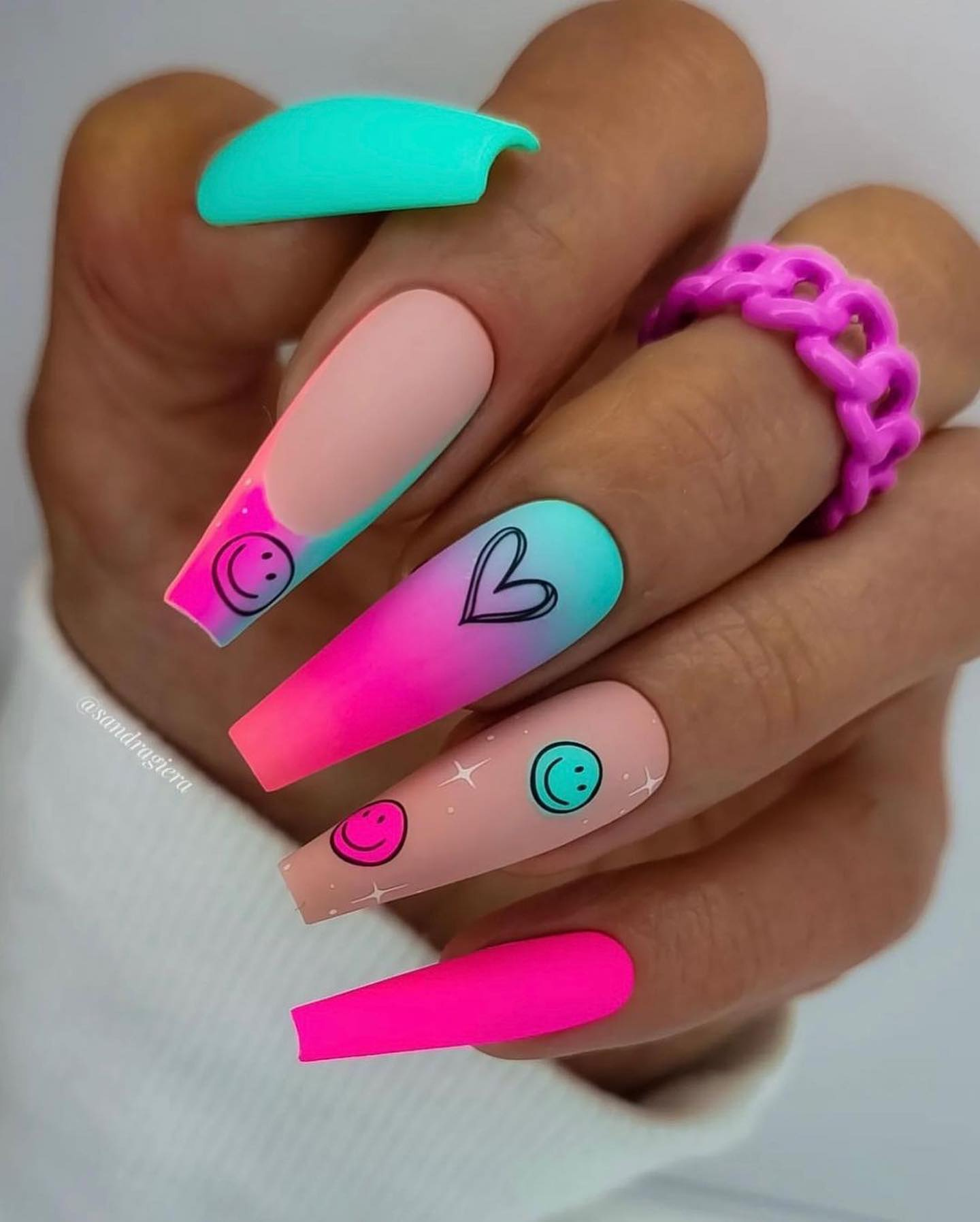 28 Vibrant Nails for Summer 2024: Dazzle with Trends & Colors ...