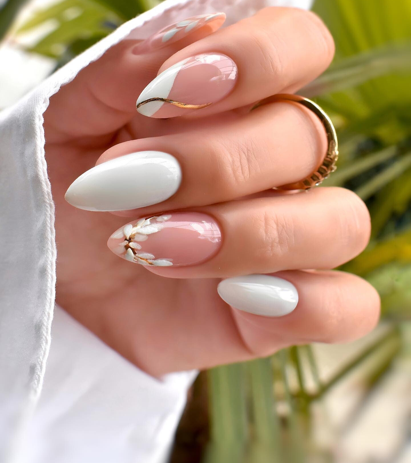 White Spring Nails: Embracing the Season's Purest Trend - divagaze.com