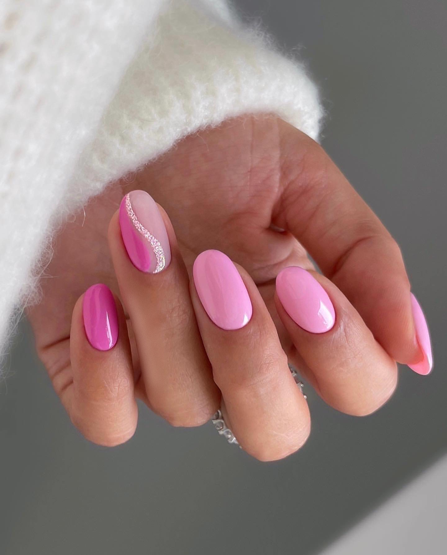Spring Reimagined: Short Round Spring Nails 2024 – The Ultimate Guide ...