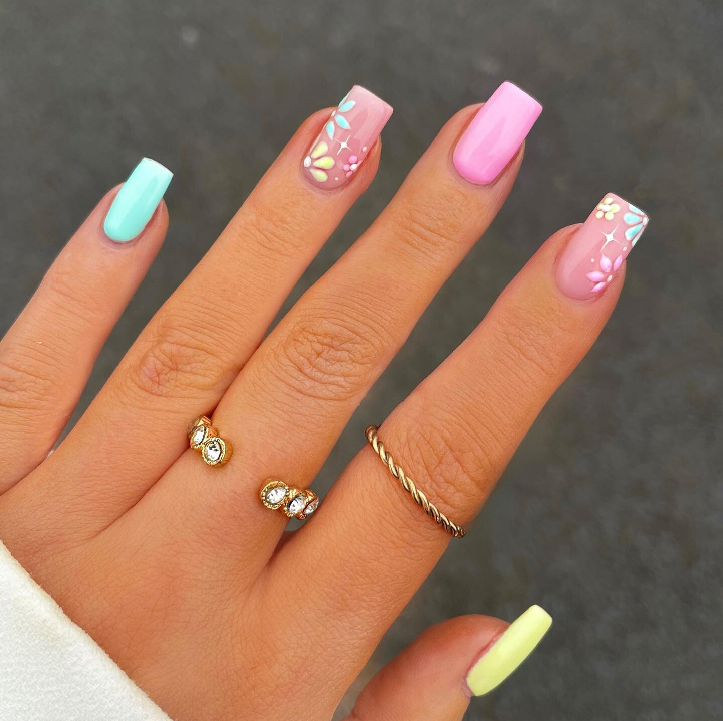 Spring Nail Colors 2024: Blossoming Trends and Timeless Styles ...