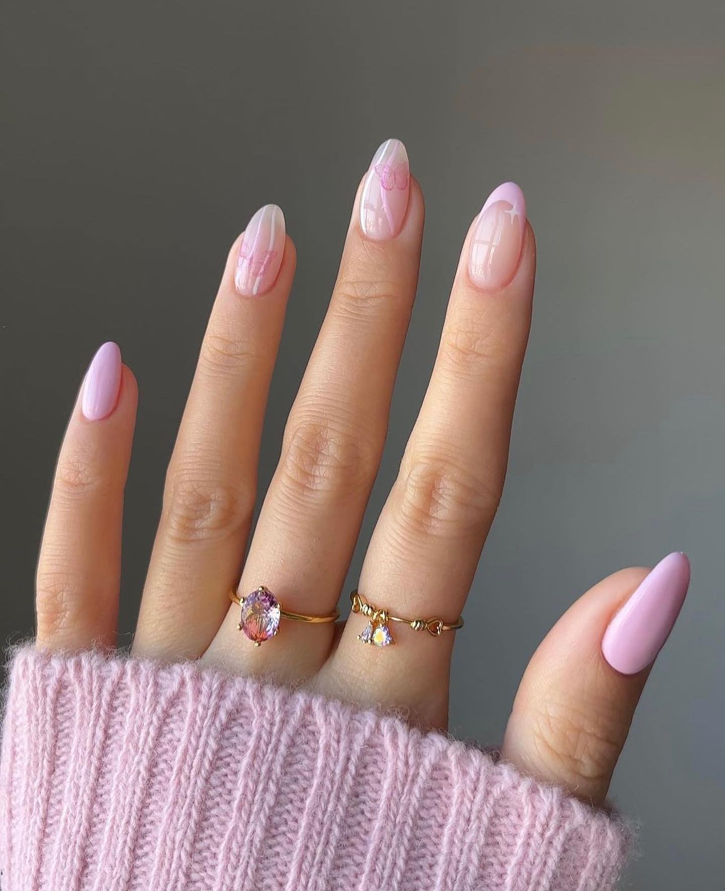 Embracing Elegance: The Chicest Mid-Length Nails - divagaze.com