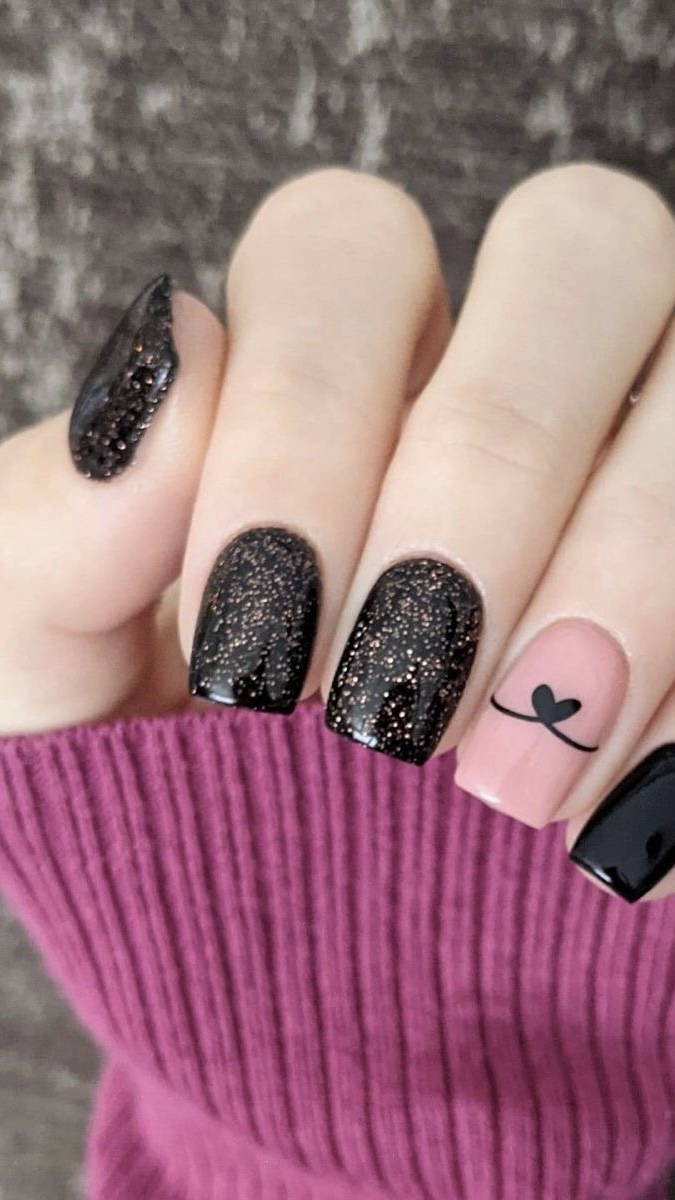 Black Spring Nails: Embracing Edgy Elegance in 2024's Chicest Trend ...