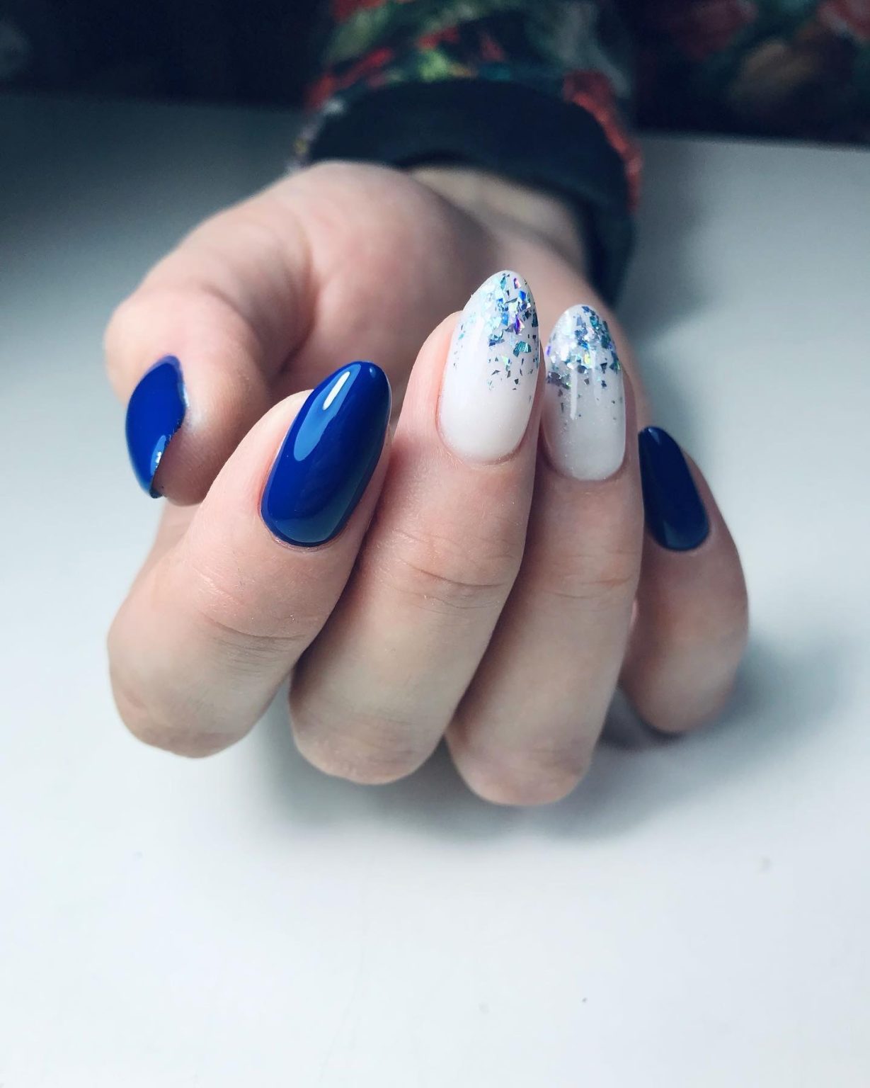 Embracing Serenity and Style: The Guide to Blue Spring Nails - divagaze.com