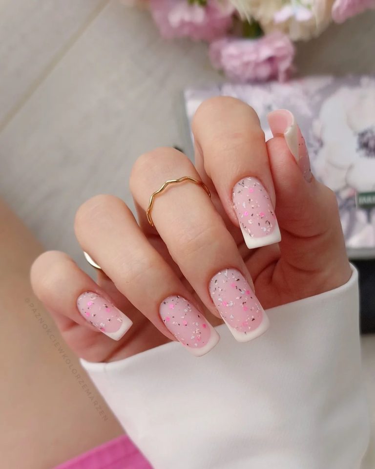 Spring's Palette: Top Nail Colors for March 2024 to Refresh Your Look ...