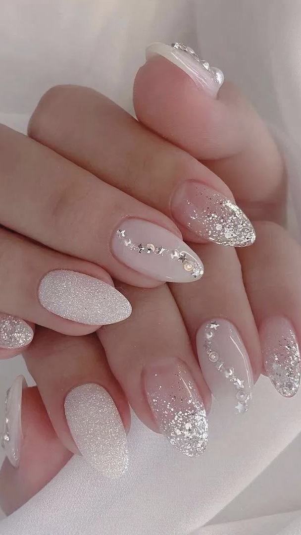 25 Dazzling Spring Sparkle Nail Trends to Elevate Your 2024 Style!