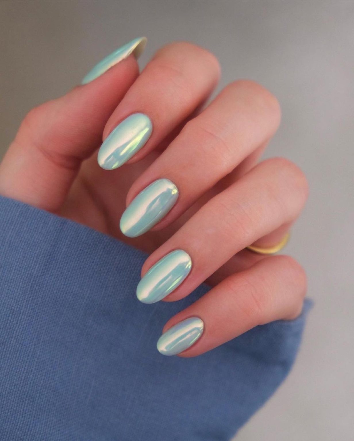 25 Dazzling Spring Sparkle Nail Trends to Elevate Your 2024 Style!
