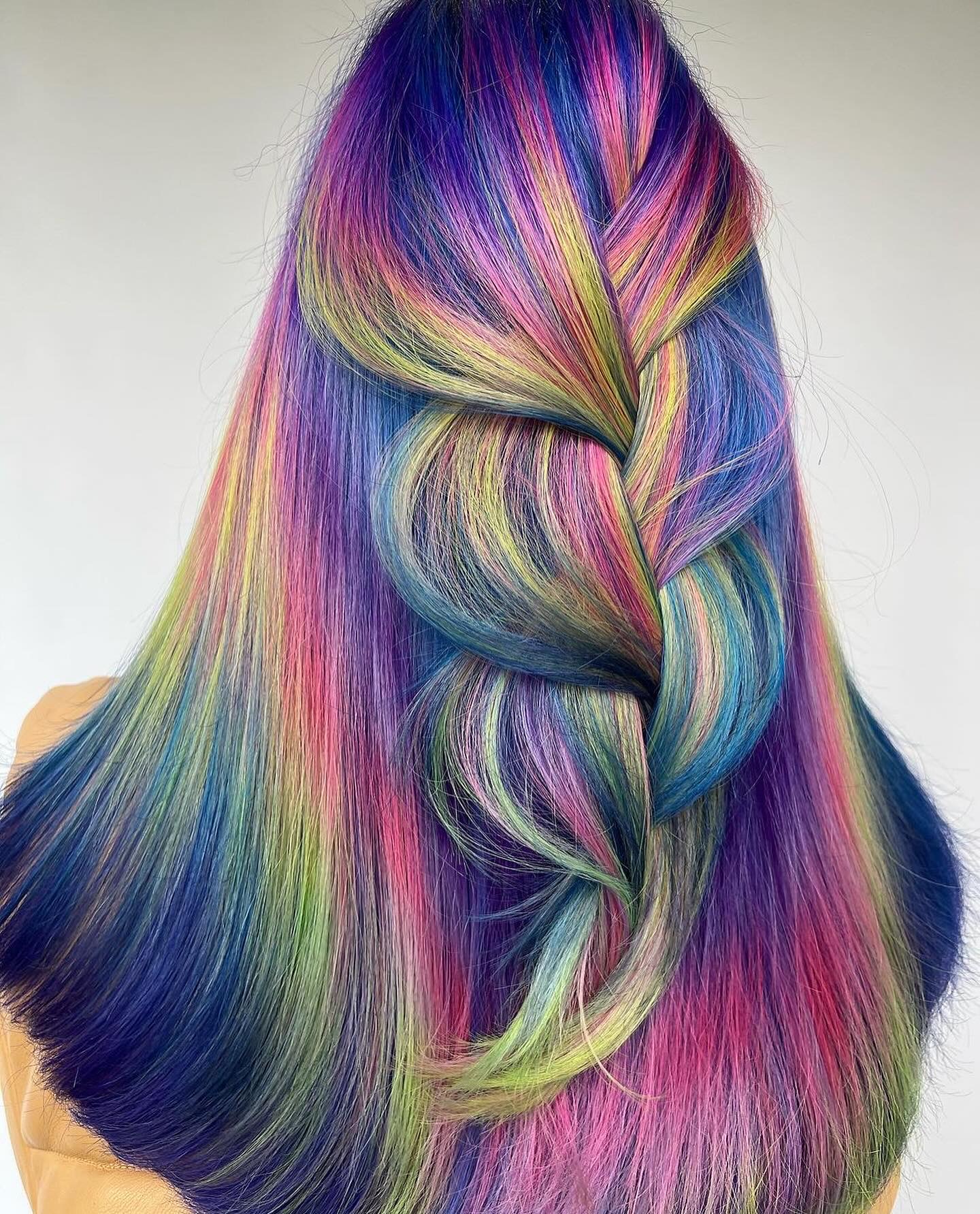 35 Vibrant Hair Colors for Spring 2024 - Revamp Your Look!