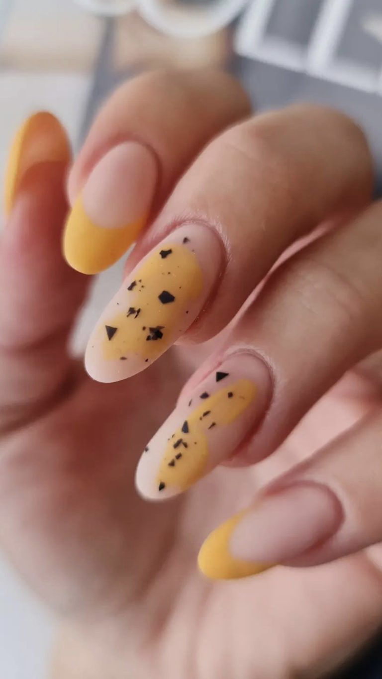 Fresh and Fabulous: 28 Must-Try Cute Spring Nail Ideas for 2024