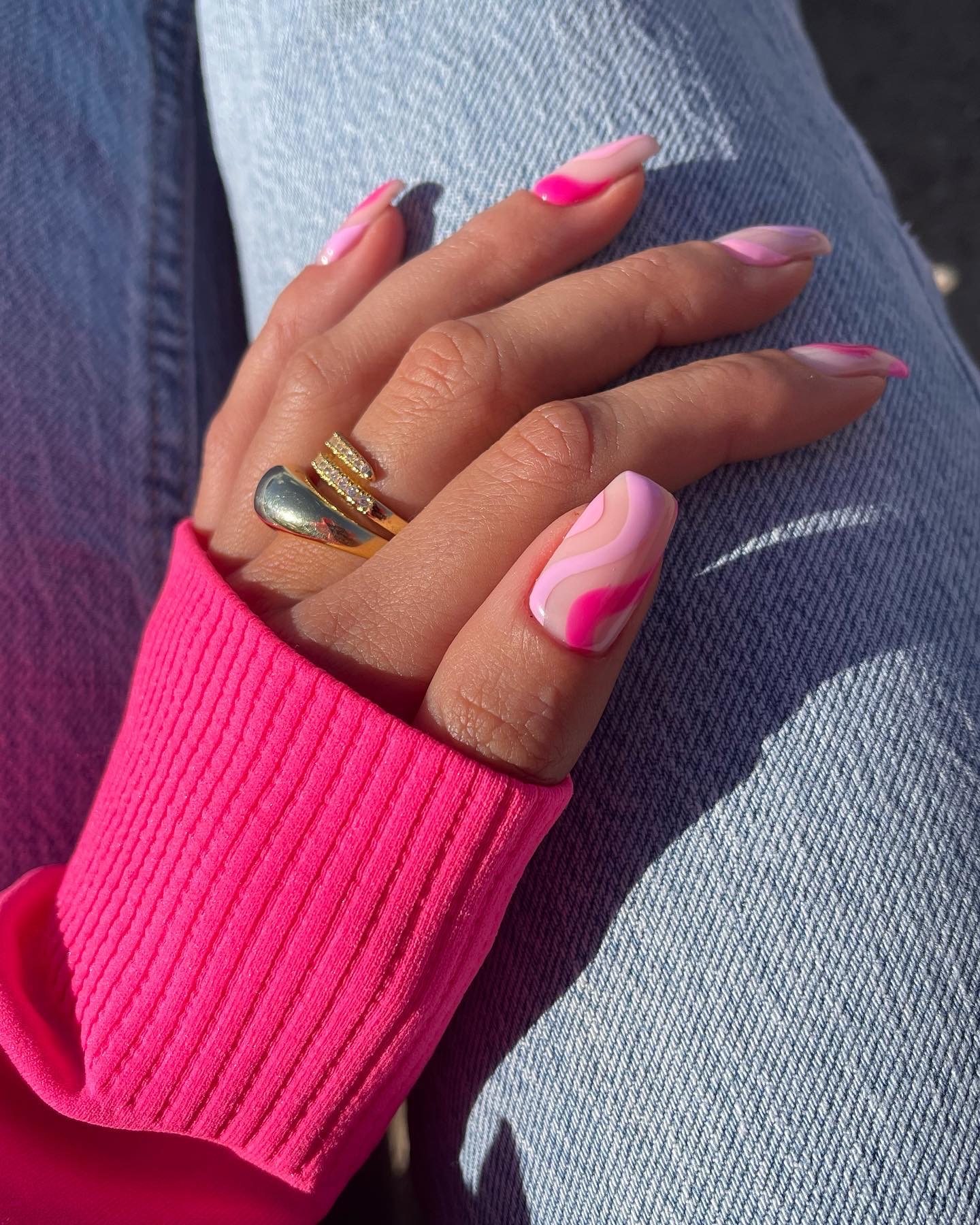 31 Best Spring Nail Colors 2024: Trendy Designs for a Fashion-Forward Look