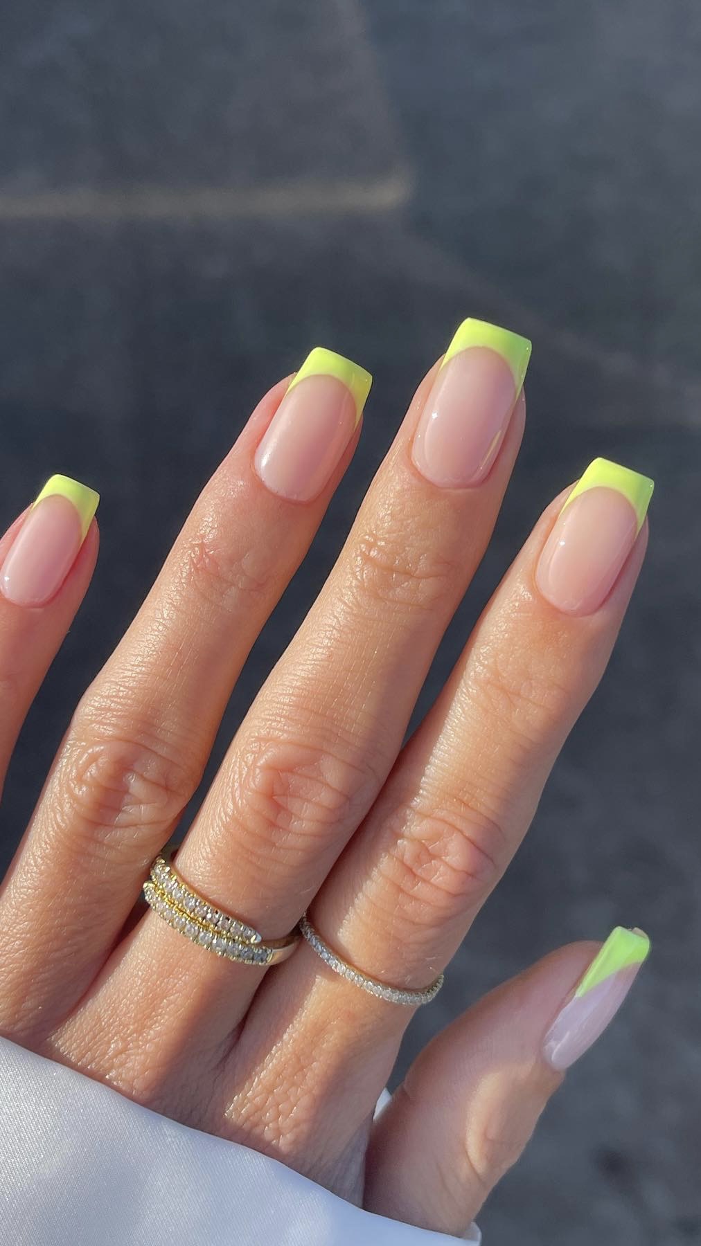 20 Spring French Nail Color Tips Ideas 2024: Unveil Trendsetting Manicures!