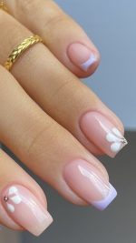 Top 28 Light Spring Nails 2024: Trendy Pastels & Elegant Designs!
