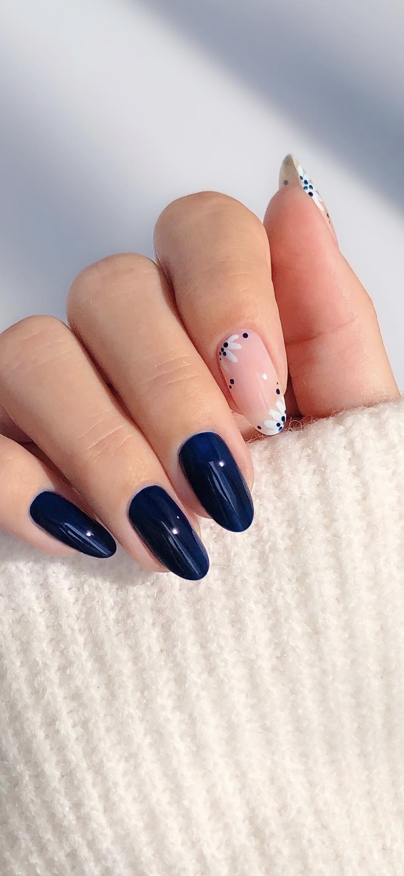 Top 26 Spring Oval Nail Trends 2024: Fresh, Chic & Inspiring Ideas!