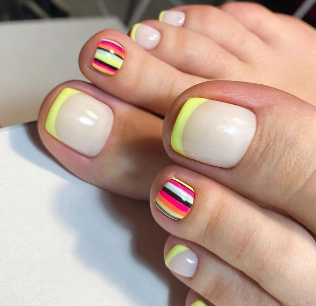 Top 30 Summer Pedicure 2024 Trends for Stunning Toes - divagaze.com