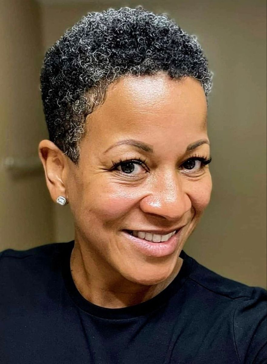 Top 40 Short Hairstyles for Black Women - Trendy Cuts & Styles ...