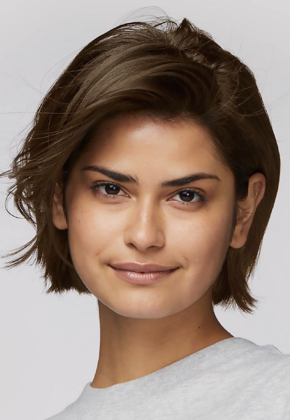 31 Trending Hairstyles for Round Faces Women - Top Picks - divagaze.com