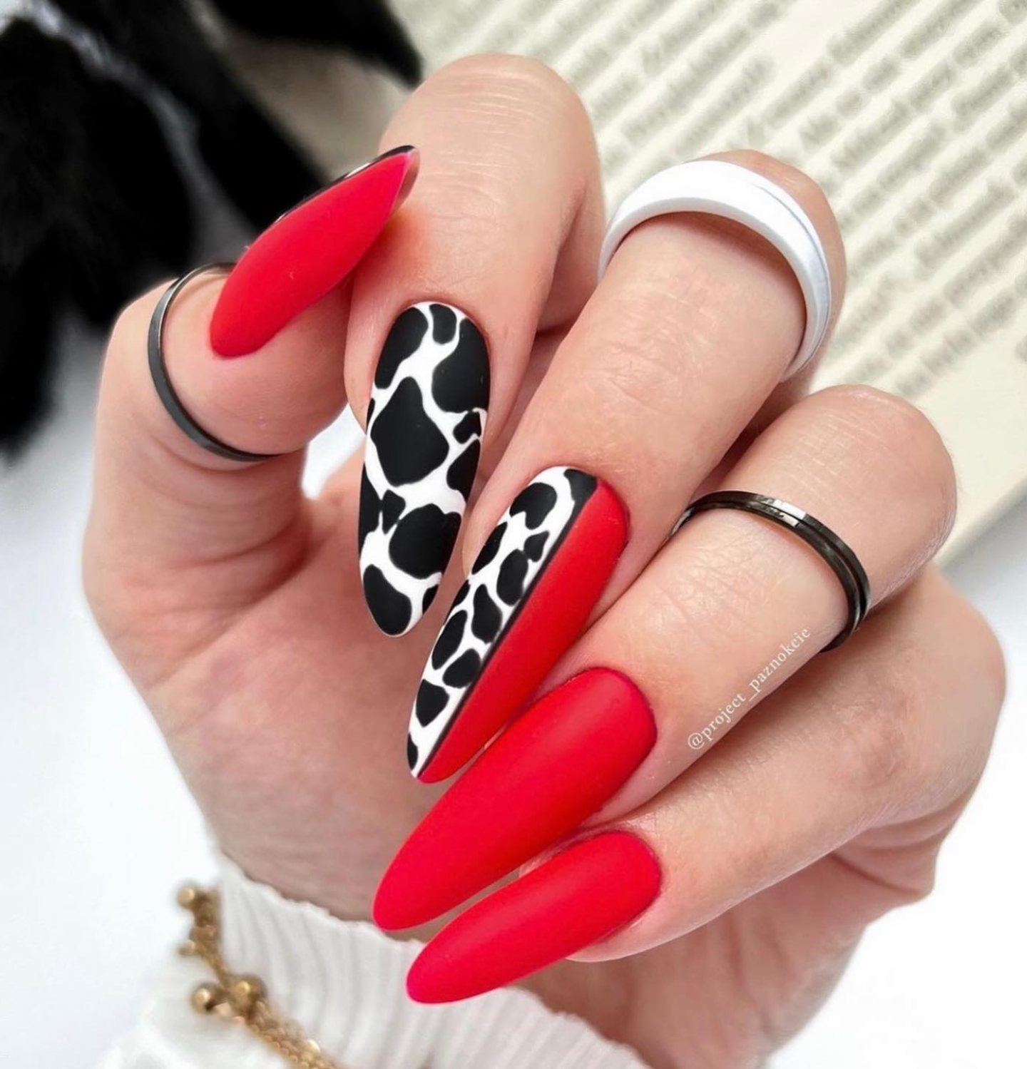 21 Red Summer Nails 2024: Unveil Trendy Vibrant Designs! - divagaze.com