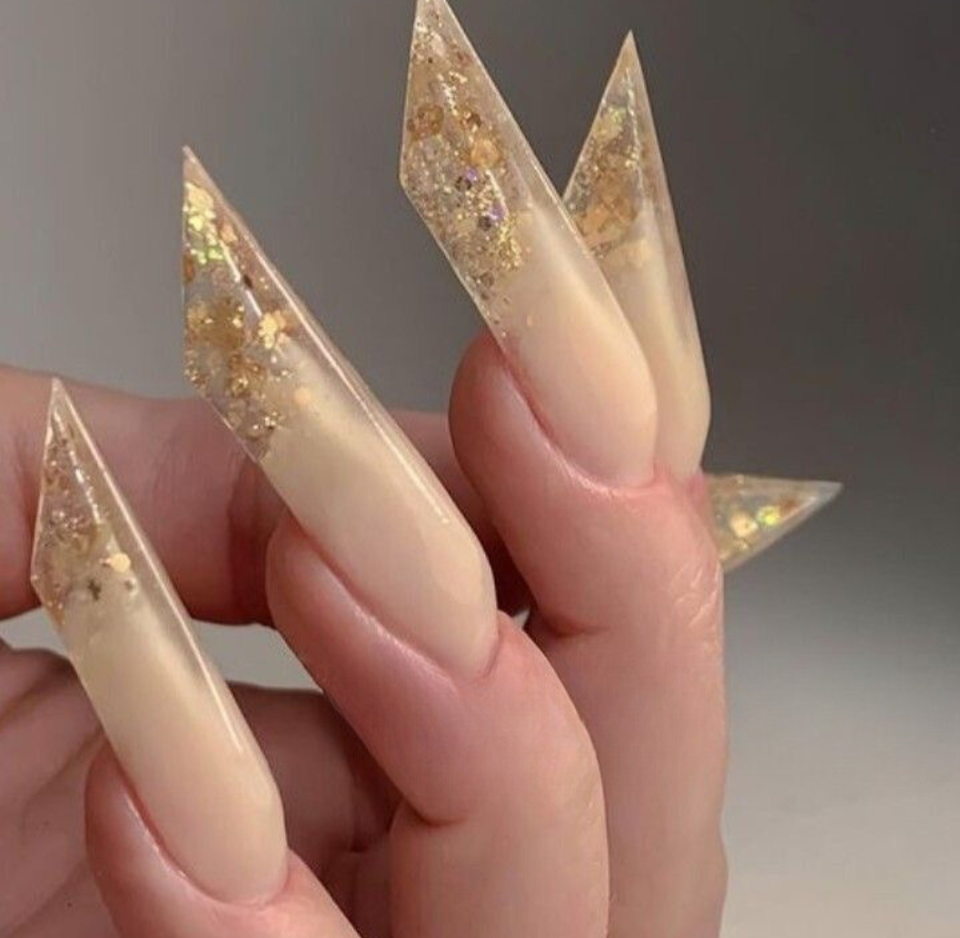 28 Dazzling Acrylic Glitter Nails to Shine in 2024 | Trendy Manicure ...