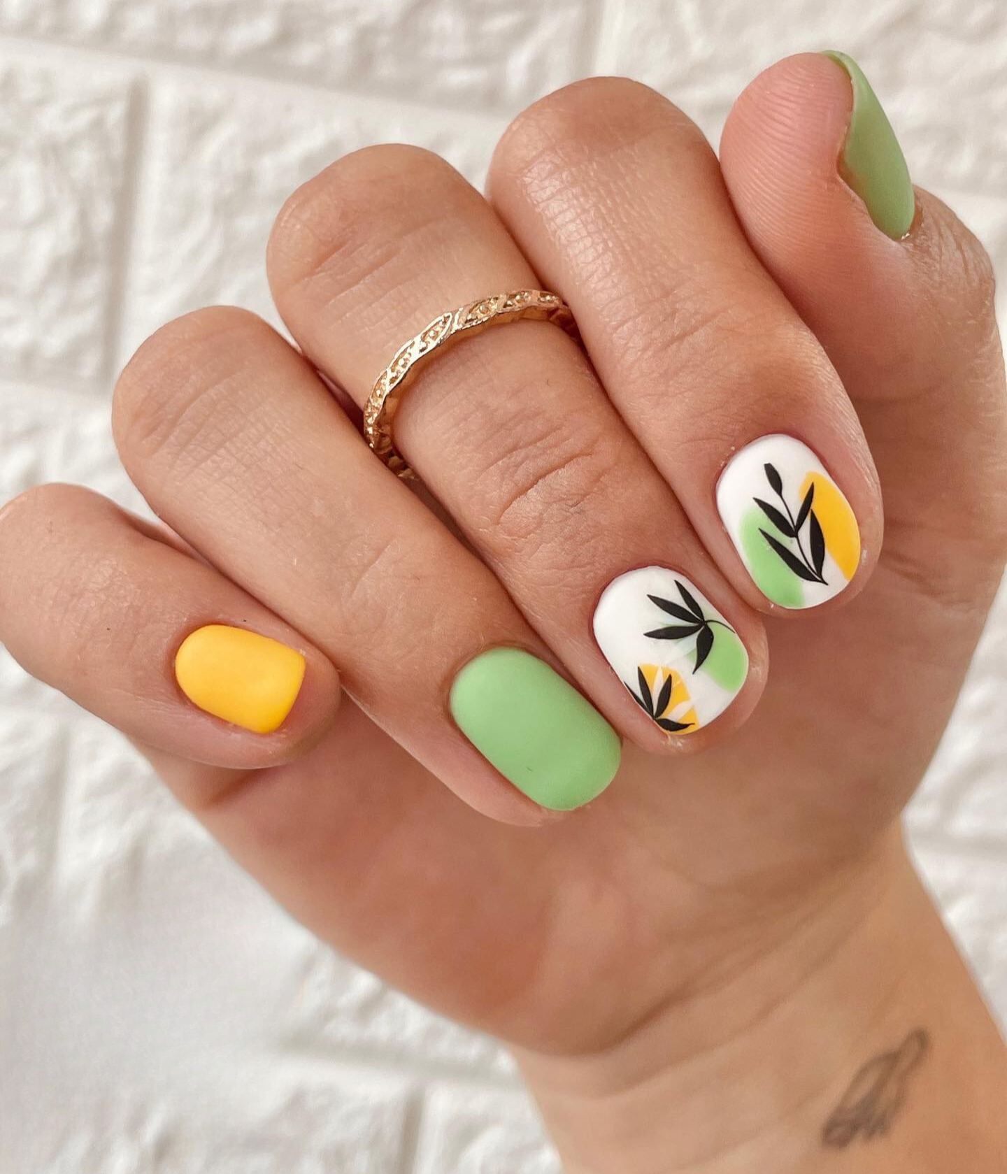 23 Short Nails for Summer 2024: Fresh, Trendy Manicure Ideas ...