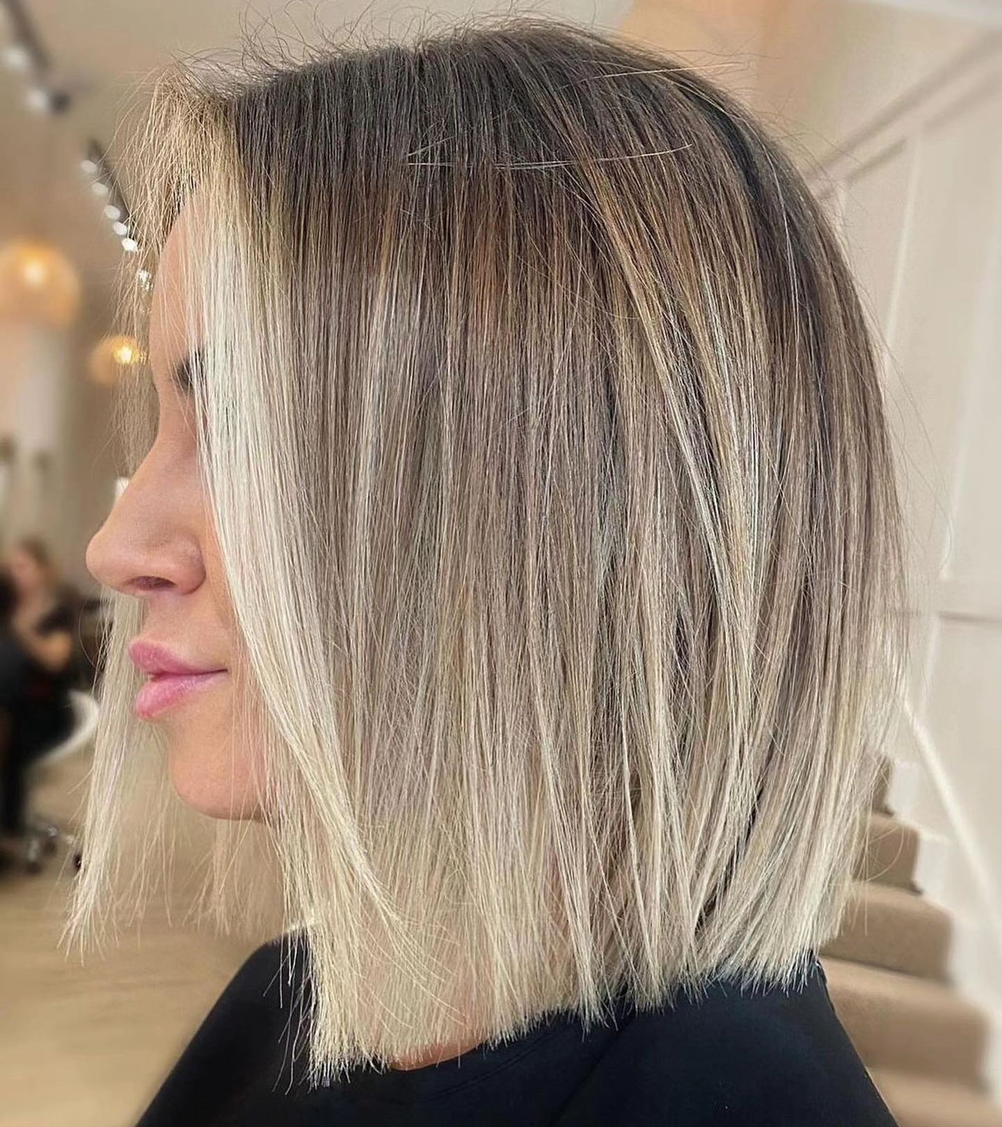 Top 30 Shoulder Length Hairstyles for Women in 2024 - Trendy Cuts ...