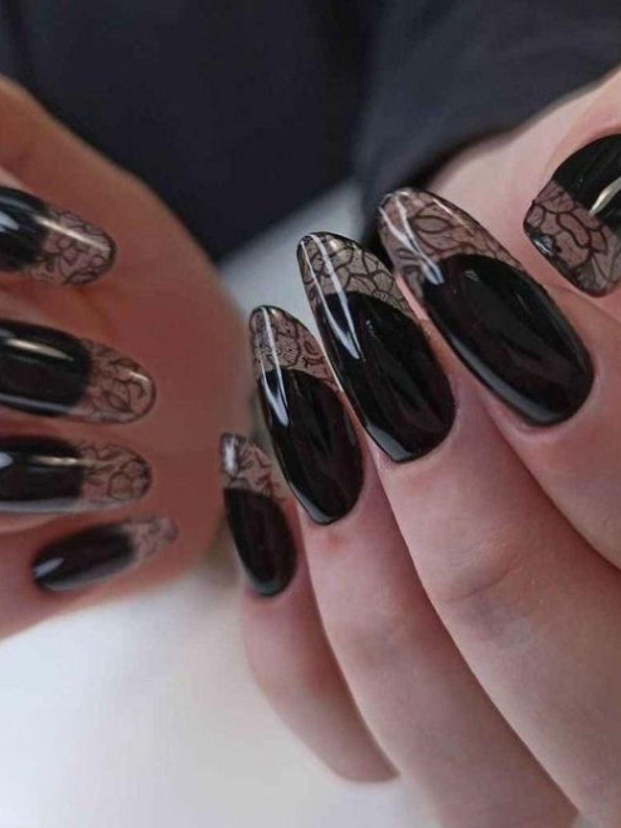 30 Black Acrylic Nails: Chic Designs & Styling Tips for 2024 - divagaze.com