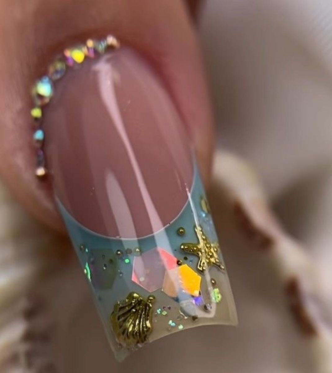 24 Square Acrylic Nails: Chic & Trendy Designs for 2024! - divagaze.com