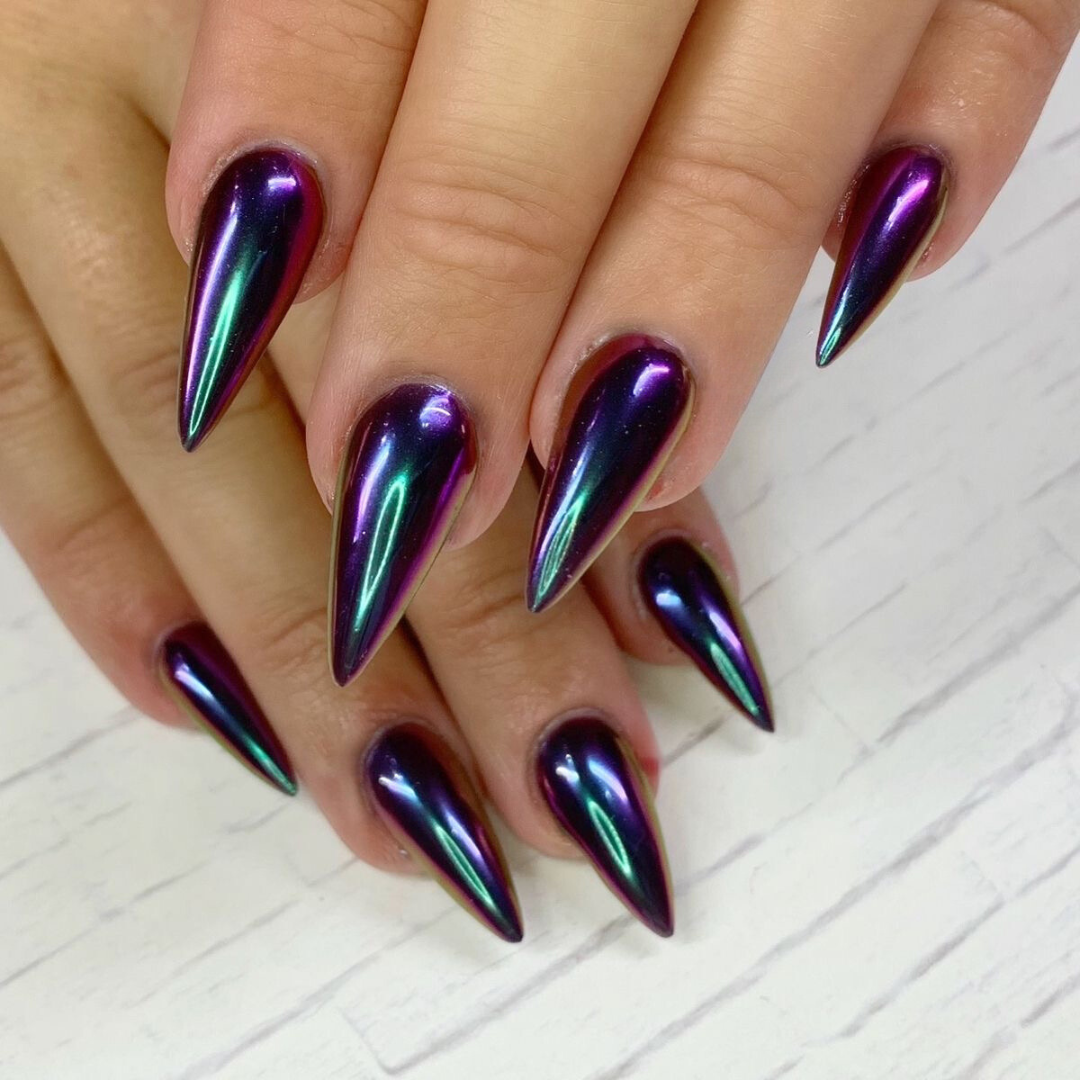 Dazzling Trend: 30 Purple Chrome Nail Styles to Inspire - divagaze.com