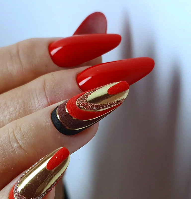 21 Red Summer Nails 2024: Unveil Trendy Vibrant Designs! - divagaze.com