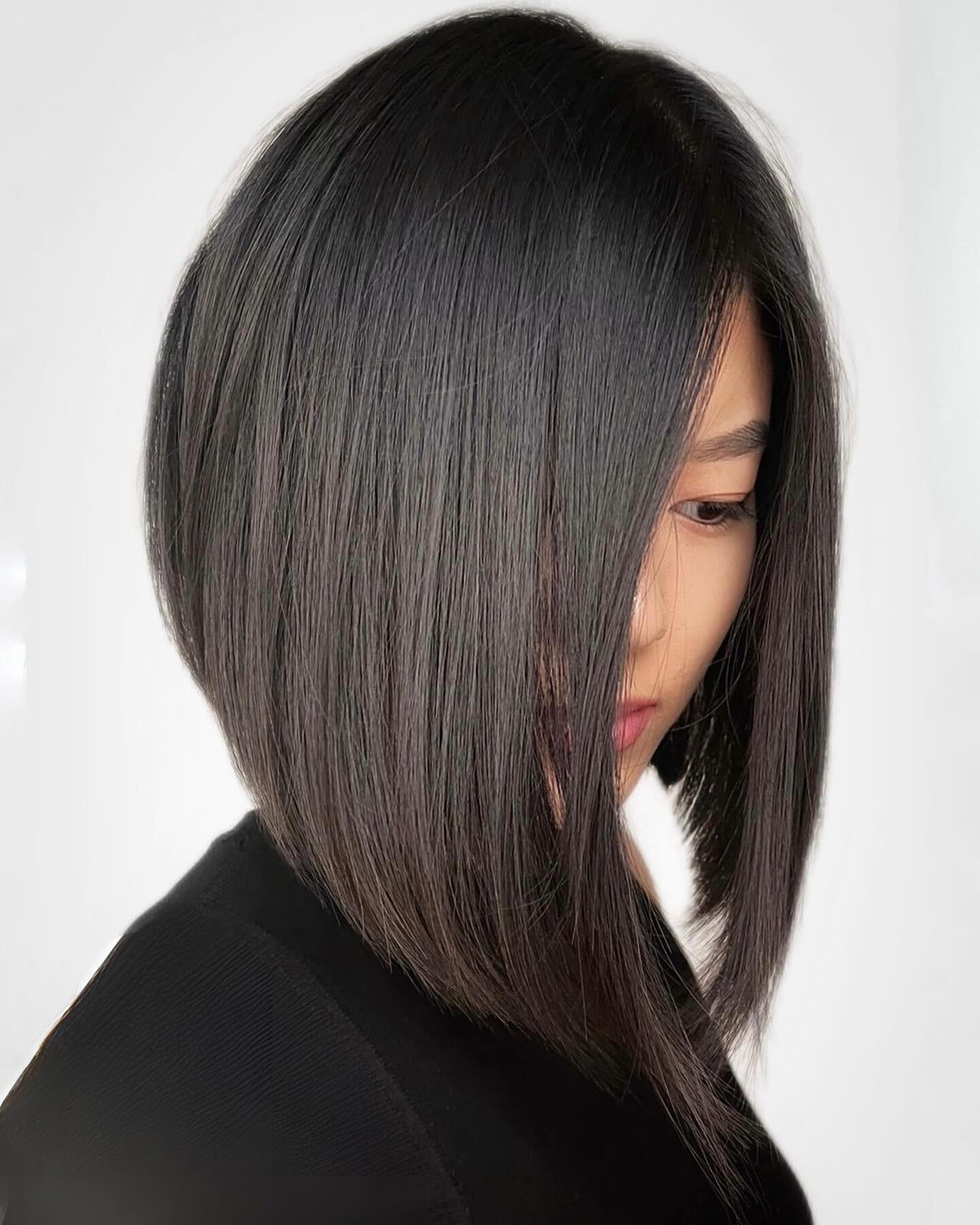 Top 30 Shoulder Length Hairstyles for Women in 2024 - Trendy Cuts ...