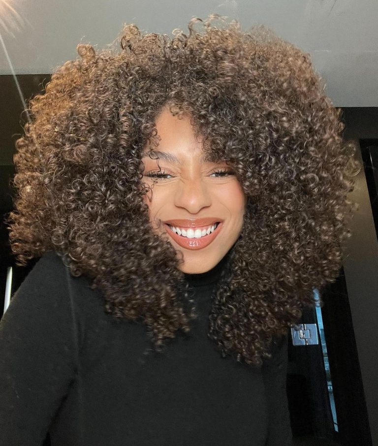 Top 26 Curly Hairstyles for Women 2024: Embrace Your Natural Curls ...