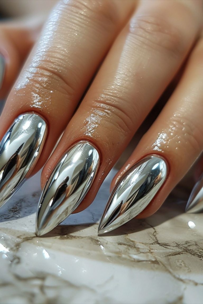 Top 30 Silver Chrome Nails: Dazzling Trends & Styles - divagaze.com