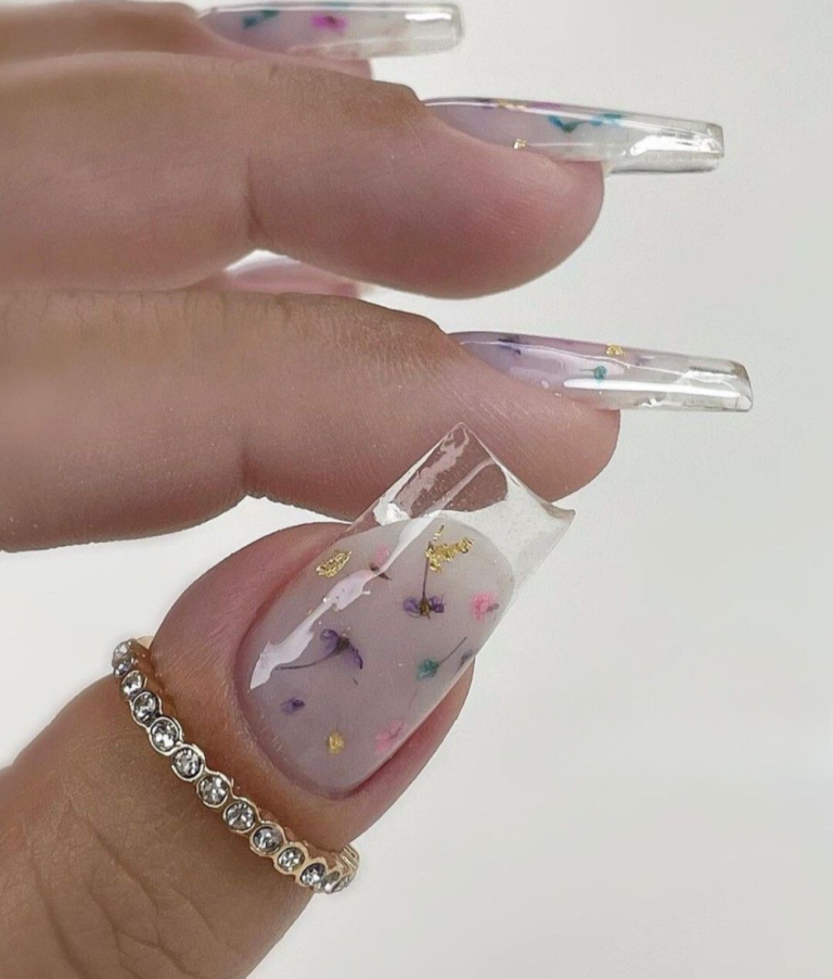 32 Aesthetic Acrylic Nail Designs to Elevate Your Style in 2024 ...
