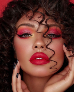 24 Red Eyeshadow Looks to Rock Your Makeup Game | Bold & Beautiful ...