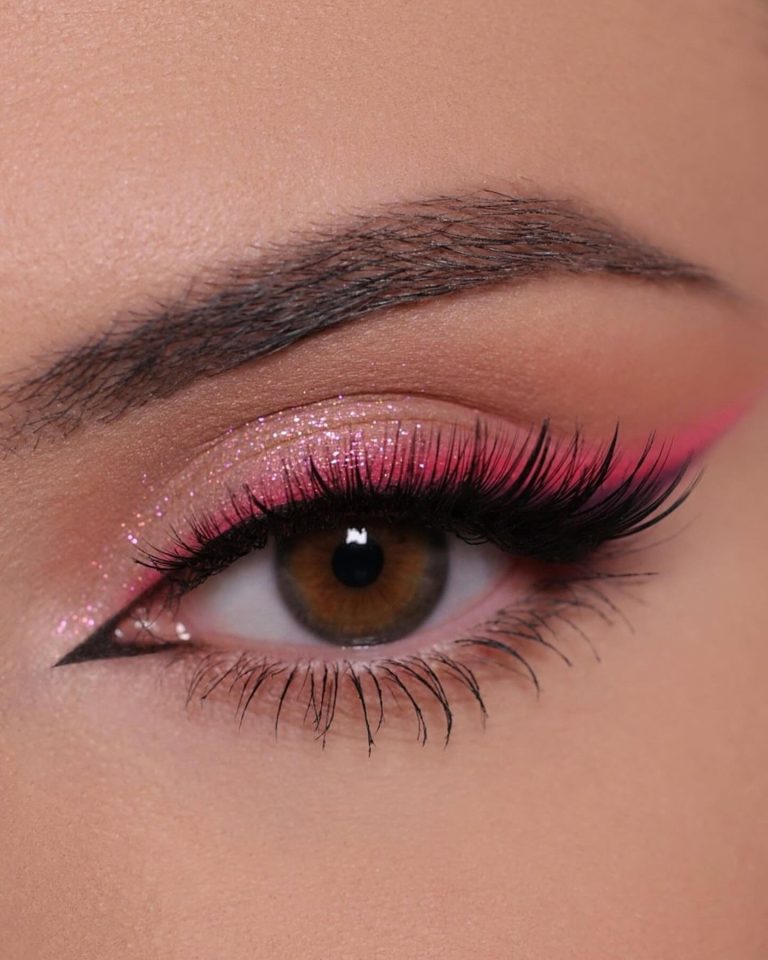 Explore 33 Pink Eyeshadow Looks: From Soft Elegance to Bold Drama ...