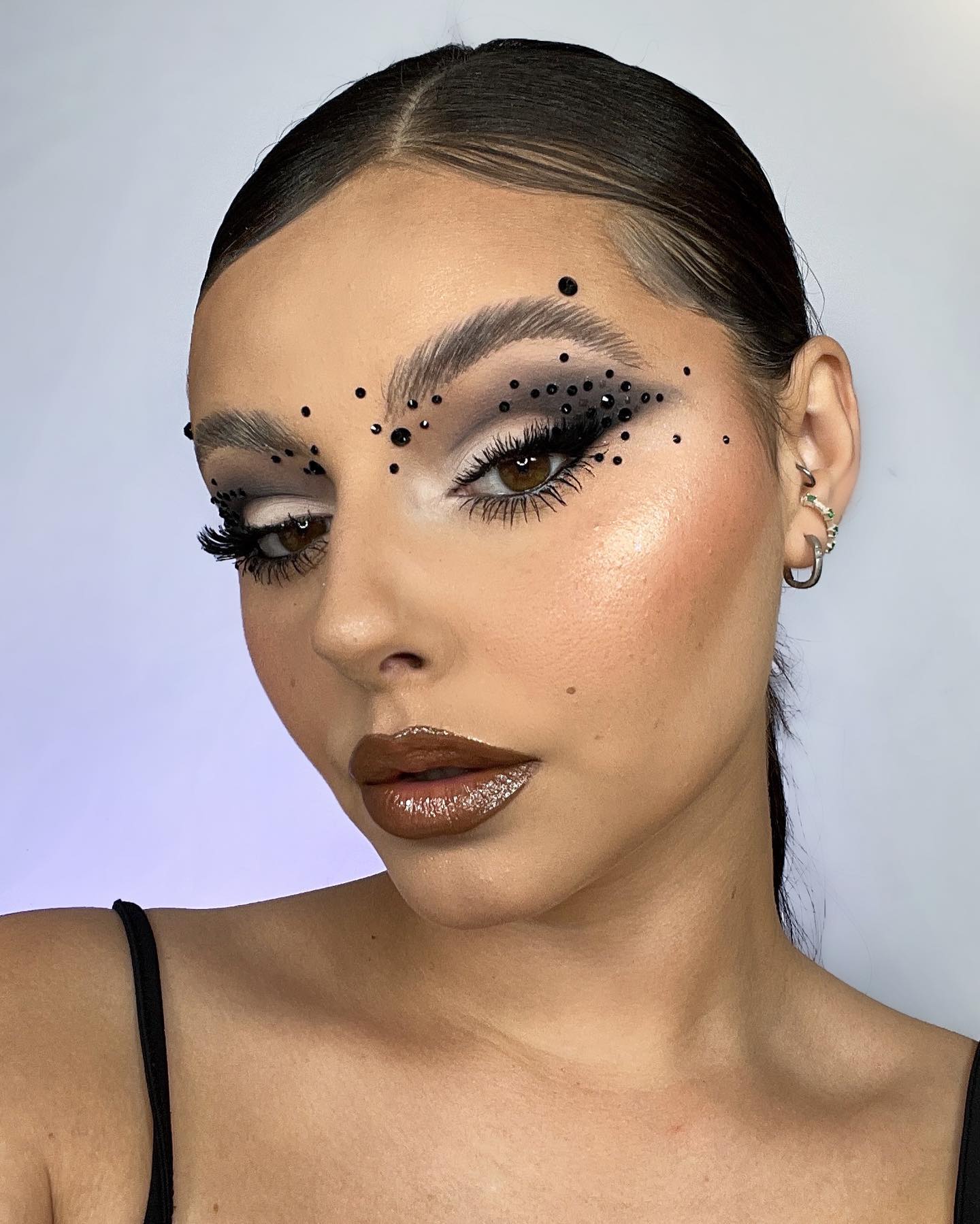 29 Black Makeup Looks to Inspire Your 2024 Style – Bold & Timeless ...