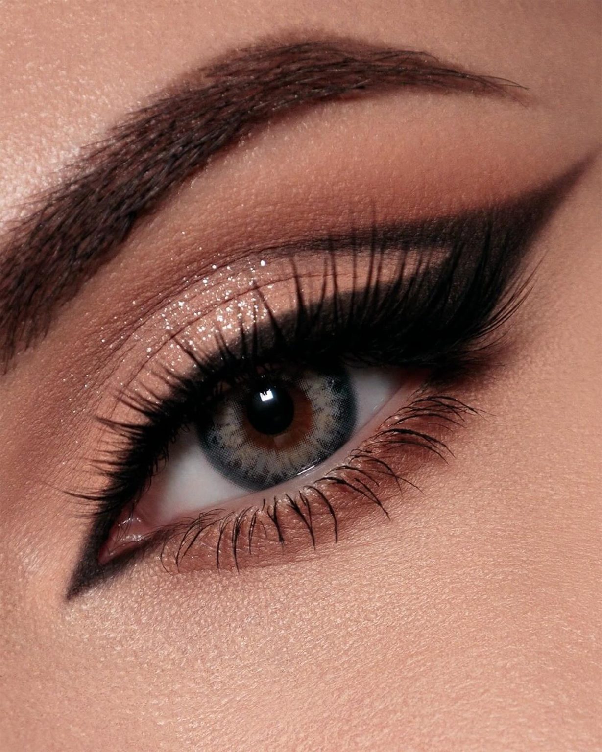 27 Trending Brown Eyeshadow Looks to Inspire Your 2024 Makeup Game ...