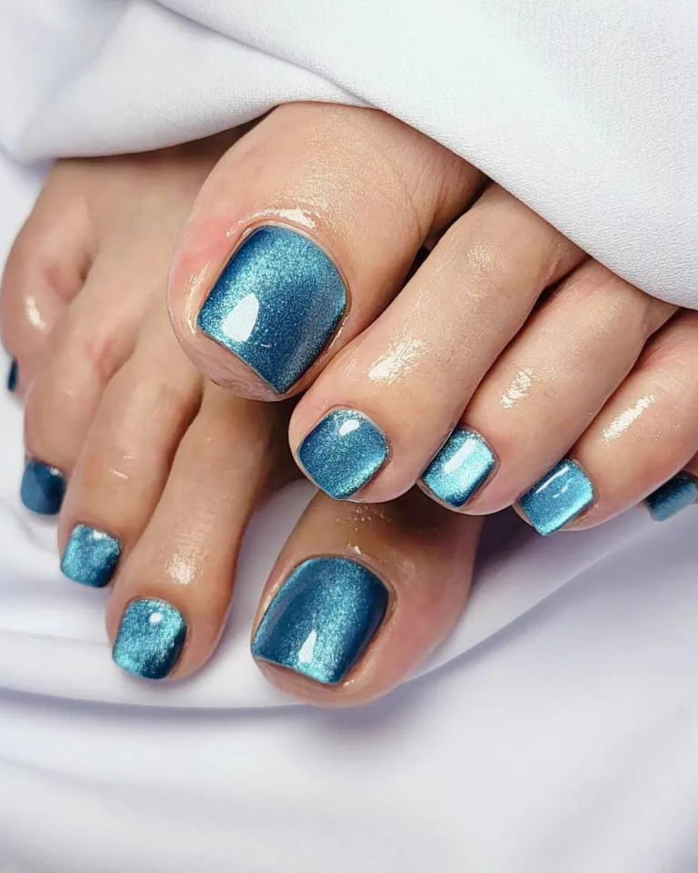 Top 35 Summer Toe Nail Designs for a Trendsetting 2024 Look - divagaze.com