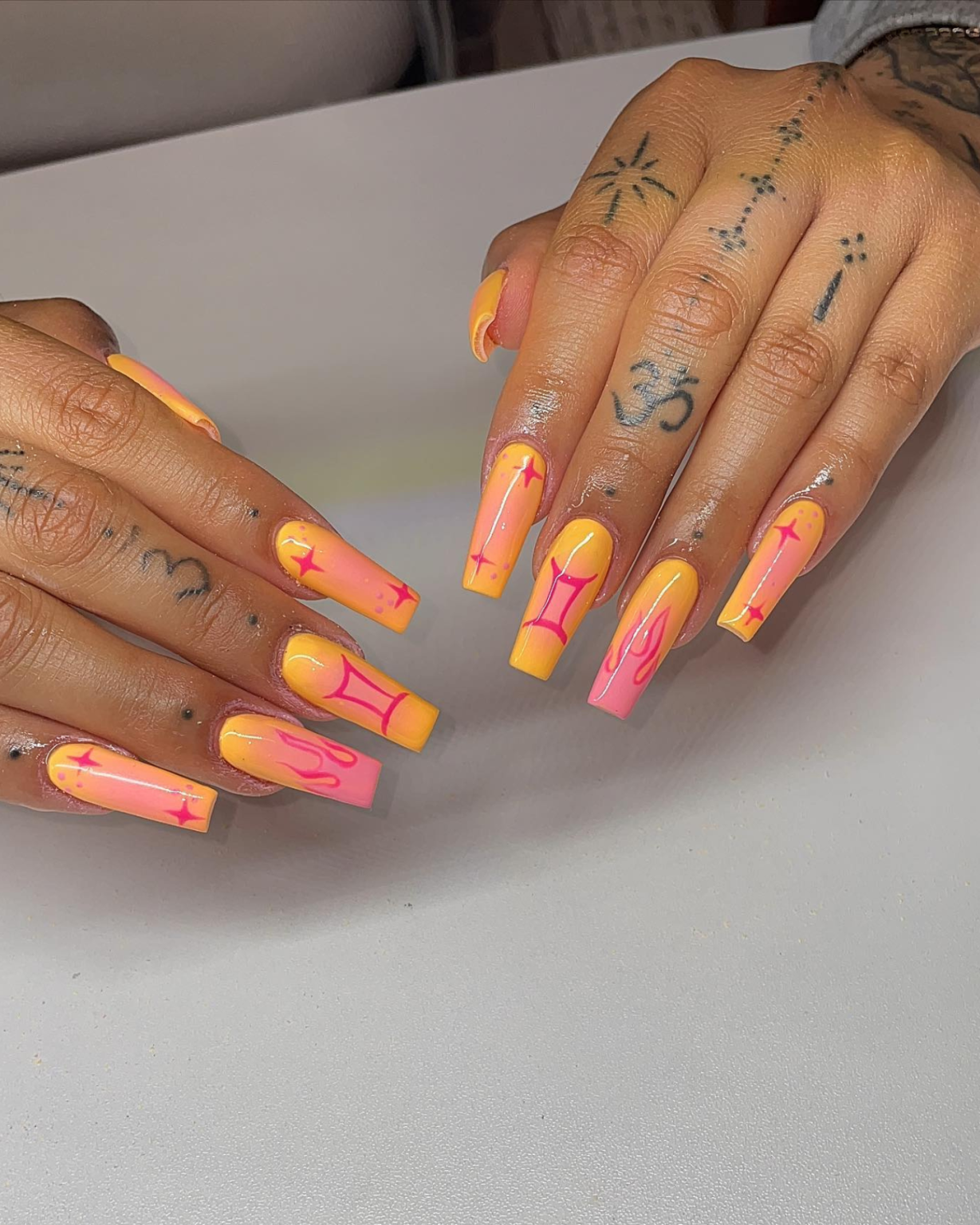 30 Gemini Nails Designs: Unveil Your Cosmic Beauty | Chic & Unique ...