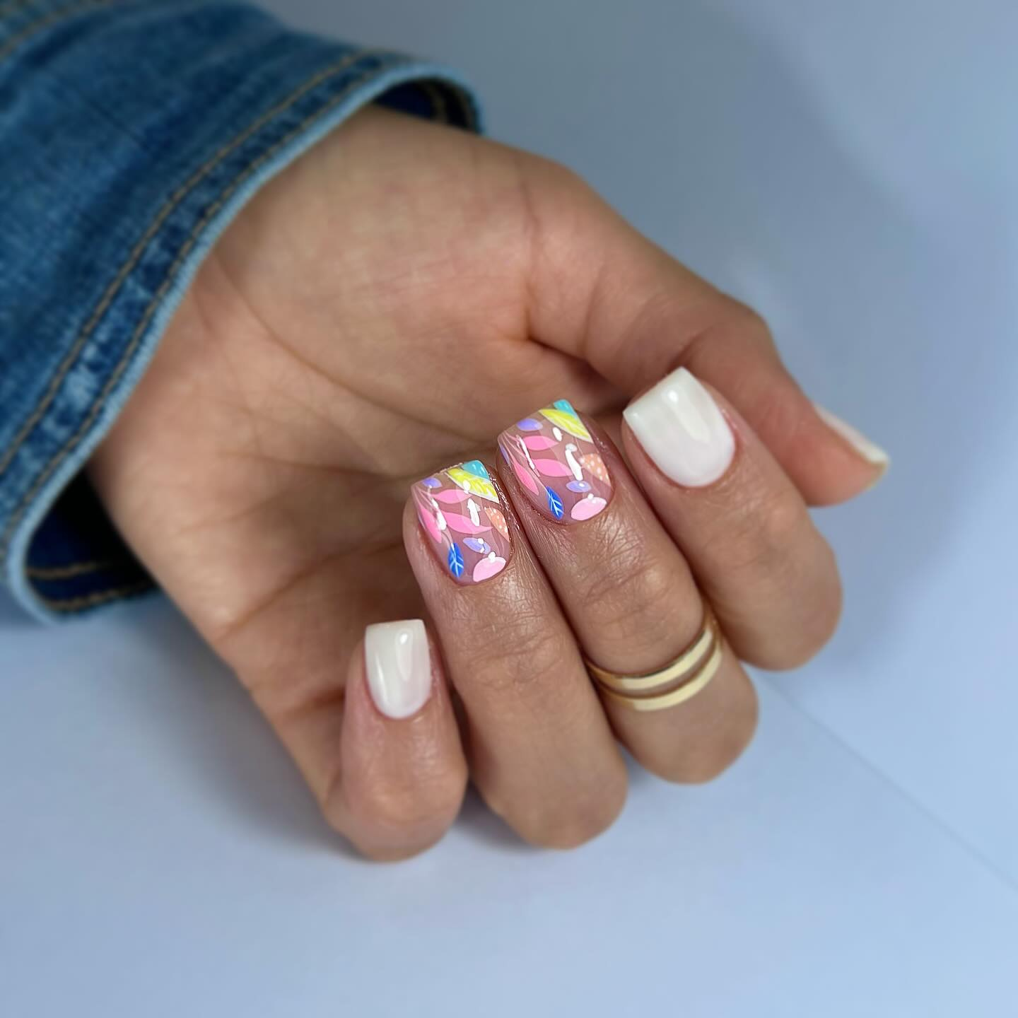 30 Summer Nail Colors: Trendy 2024 Designs for Vibrant Style - divagaze.com